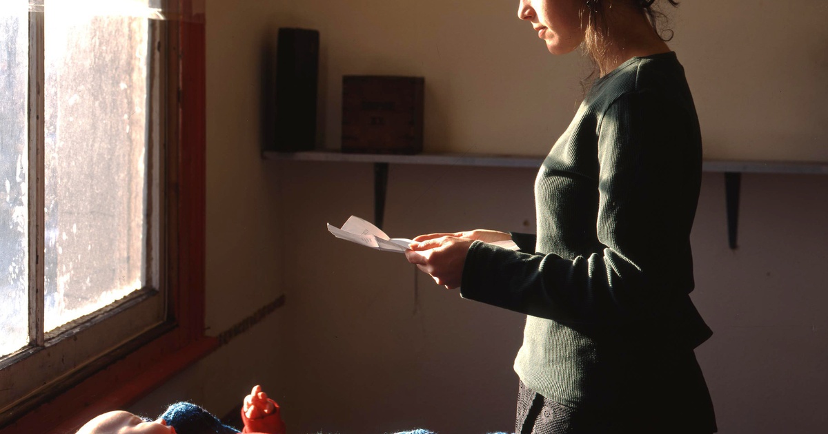 TOM HUNTER: REFRAMED, THE WOMAN IN THE WINDOW, DULWICH PICTURE GALLERY ...